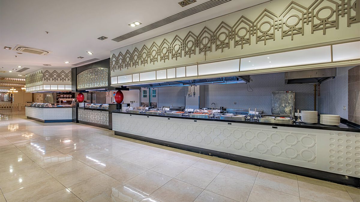 Well Main Restaurant - Well Palace Side